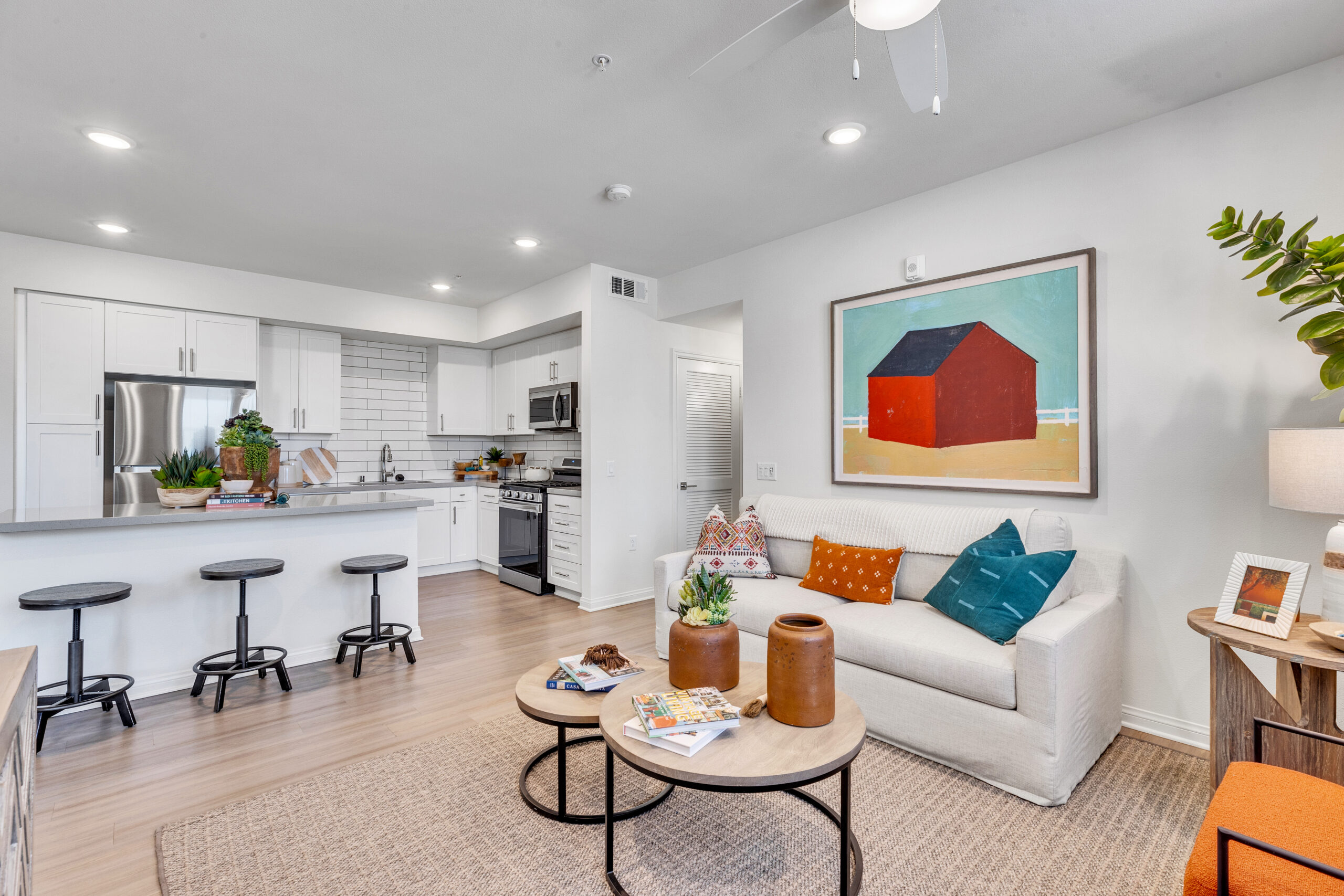 Riverside, CA, Luxury Apartments for Rent | The Hawthorne